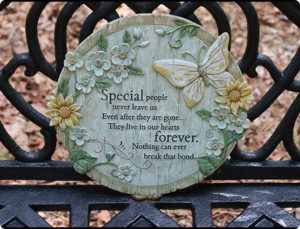 8 ways to help someone you love through grief | Last Journey